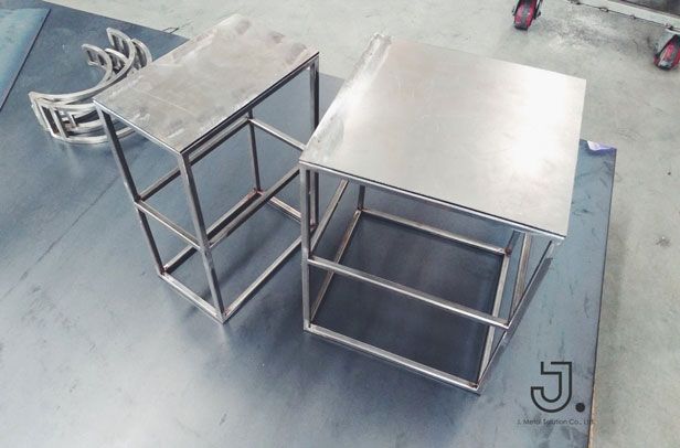 Charming September 2019 – J. Metal Solution