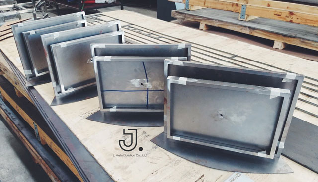 Charming September 2019 – J. Metal Solution