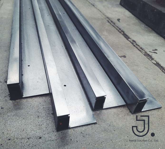 J. Metal Solution